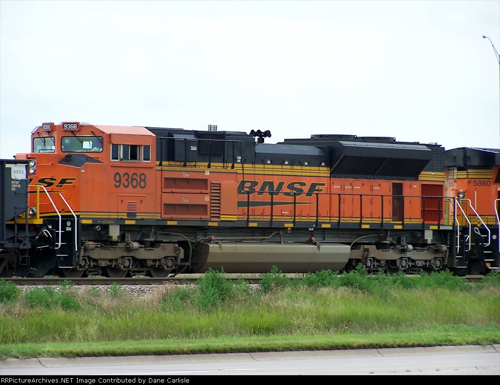 BNSF 9368